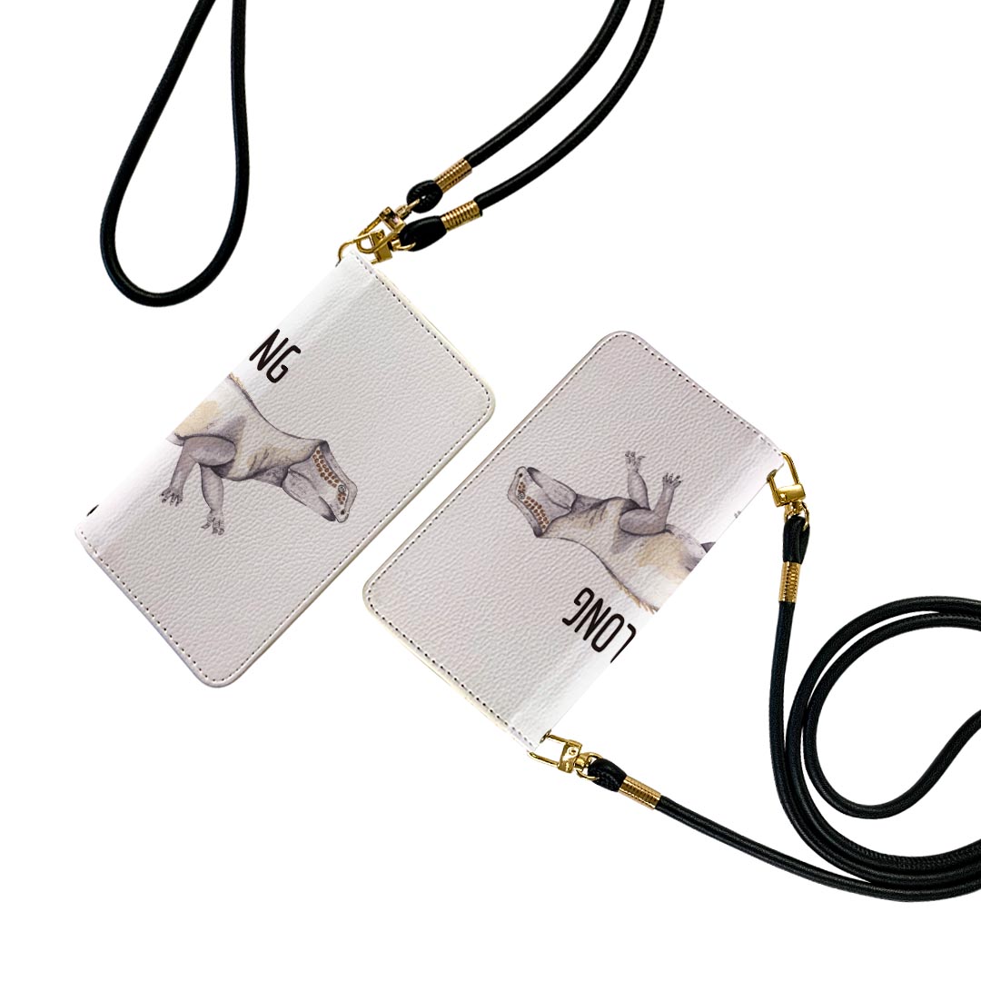 商品特徴・ショルダー付き手帳型スマホケース・シームレスな全面デザイン（内側は落ち着いたオフホワイト）・外側は高品質の人工革を使用・内側にはスマホを装着するケースが付属・機種専用のカメラホール仕様でケースを装着したままの撮影が可能・ワンセグや...