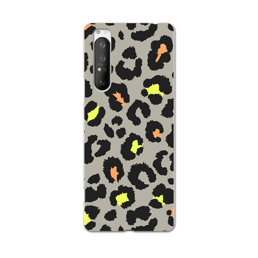 注意事項素材ケースの入荷時期により、商品写真とは一部カメラ・ボタン穴などの形状が異なるケースを使用する場合があります。また、一部機種のTPU商品は素材強度の関係でケースの上からボタン等を操作するタイプとなりますが操作に影響はありません。側面...