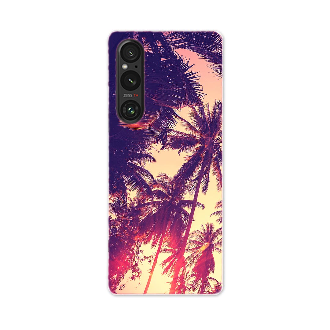 注意事項素材ケースの入荷時期により、商品写真とは一部カメラ・ボタン穴などの形状が異なるケースを使用する場合があります。また、一部機種のTPU商品は素材強度の関係でケースの上からボタン等を操作するタイプとなりますが操作に影響はありません。側面...