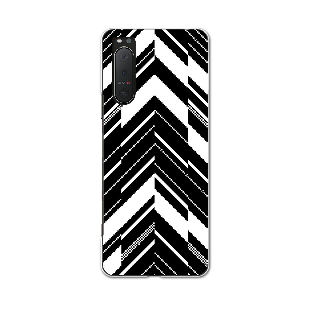 注意事項素材ケースの入荷時期により、商品写真とは一部カメラ・ボタン穴などの形状が異なるケースを使用する場合があります。また、一部機種のTPU商品は素材強度の関係でケースの上からボタン等を操作するタイプとなりますが操作に影響はありません。側面...