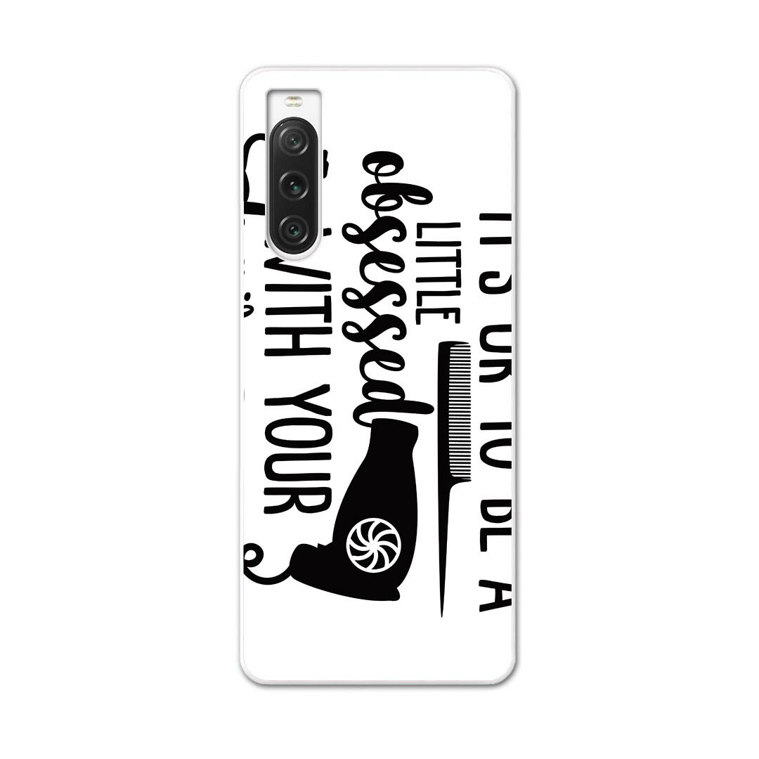 注意事項素材ケースの入荷時期により、商品写真とは一部カメラ・ボタン穴などの形状が異なるケースを使用する場合があります。また、一部機種のTPU商品は素材強度の関係でケースの上からボタン等を操作するタイプとなりますが操作に影響はありません。側面...