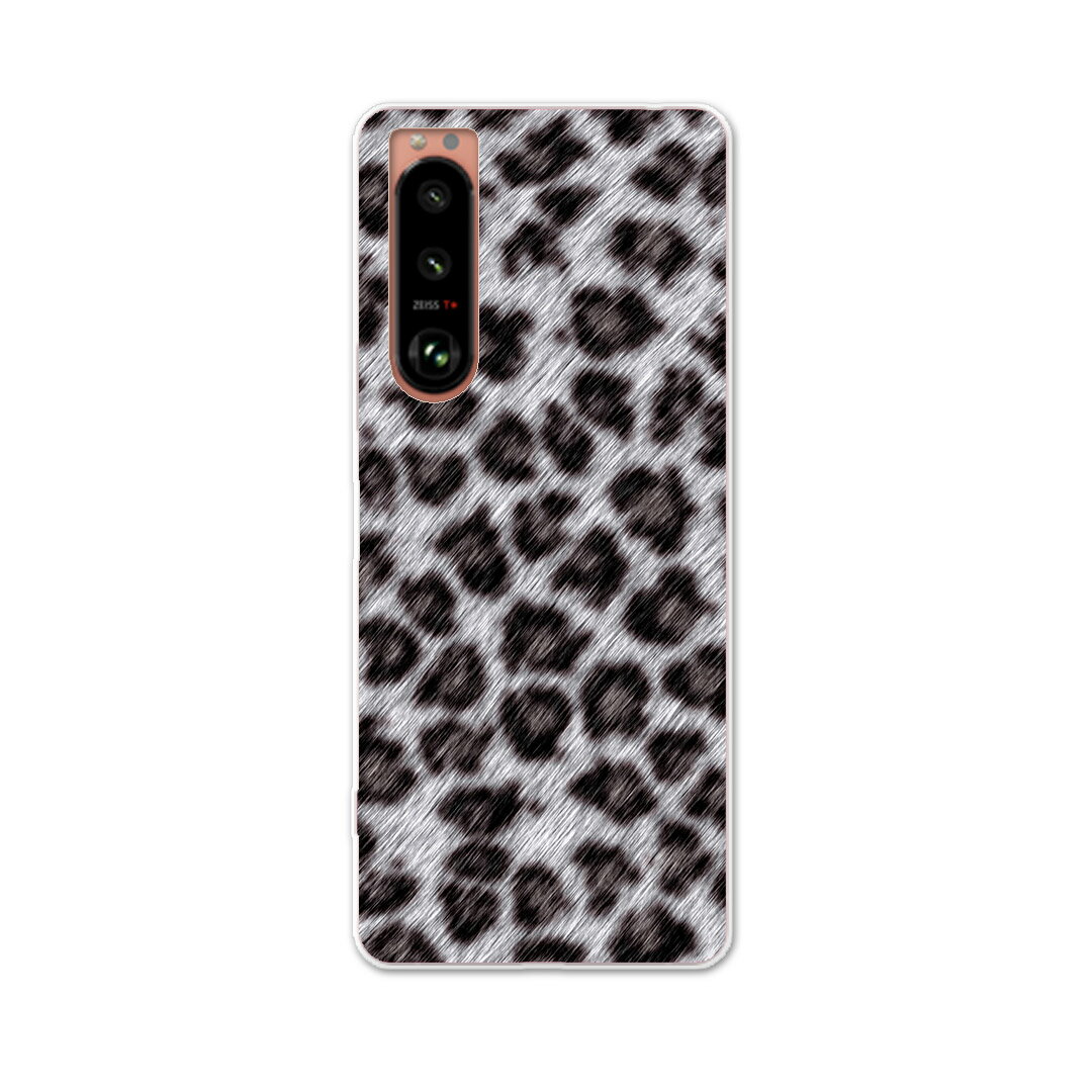 注意事項素材ケースの入荷時期により、商品写真とは一部カメラ・ボタン穴などの形状が異なるケースを使用する場合があります。また、一部機種のTPU商品は素材強度の関係でケースの上からボタン等を操作するタイプとなりますが操作に影響はありません。側面...