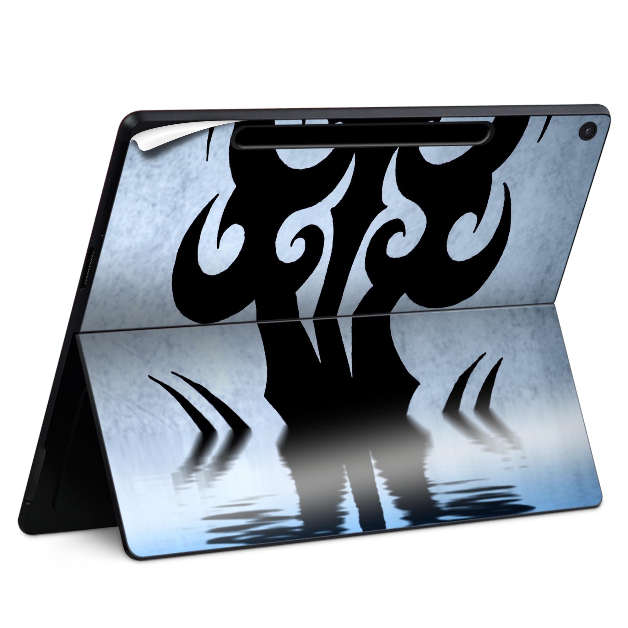 商品特徴・貼るだけでかんたん着せ替え、Surfac Pro 12インチ(2025) 共通対応デザインスキンシール・高精細プリントで写真と遜色のない仕上がり！半光沢シートでしっとりツヤのある表現力・ちょっとしたすり傷からSurface本体を保...