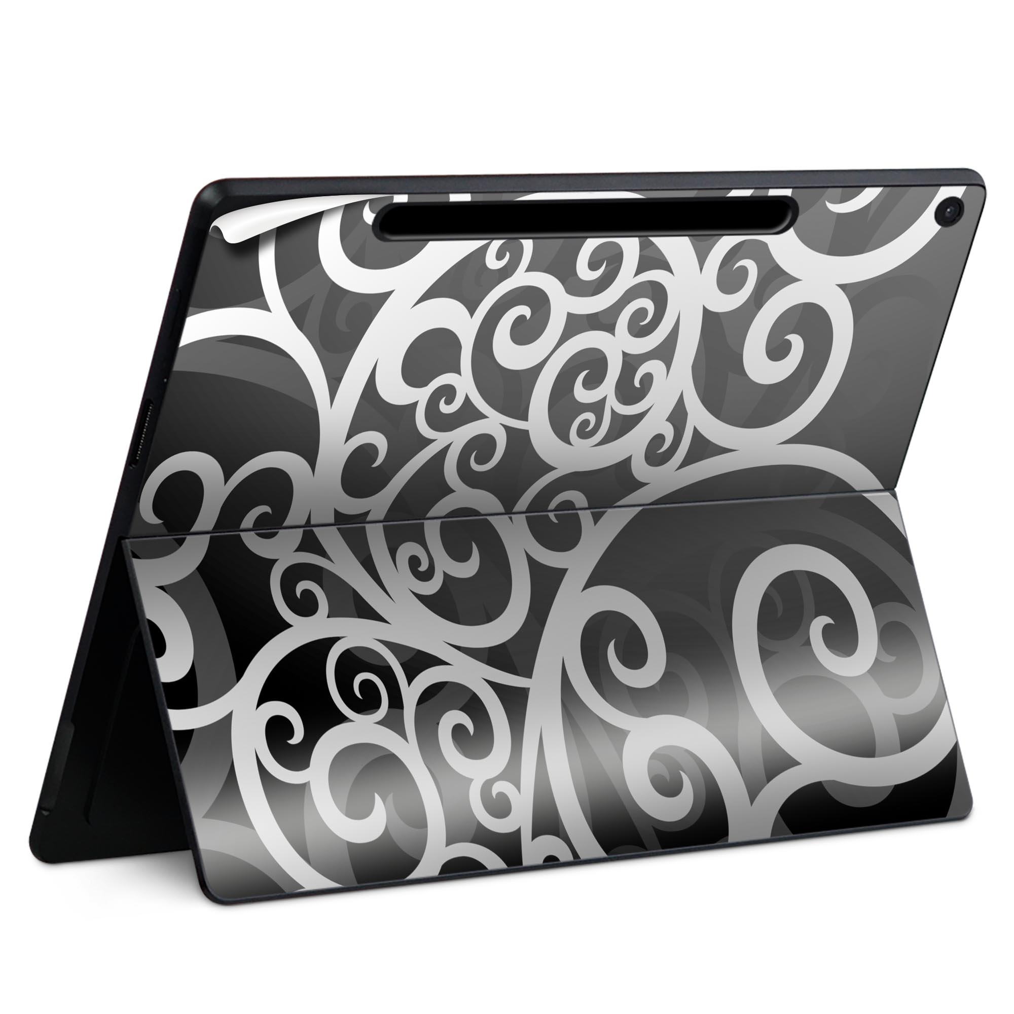 商品特徴・貼るだけでかんたん着せ替え、Surfac Pro 12インチ(2025) 共通対応デザインスキンシール・高精細プリントで写真と遜色のない仕上がり！半光沢シートでしっとりツヤのある表現力・ちょっとしたすり傷からSurface本体を保...