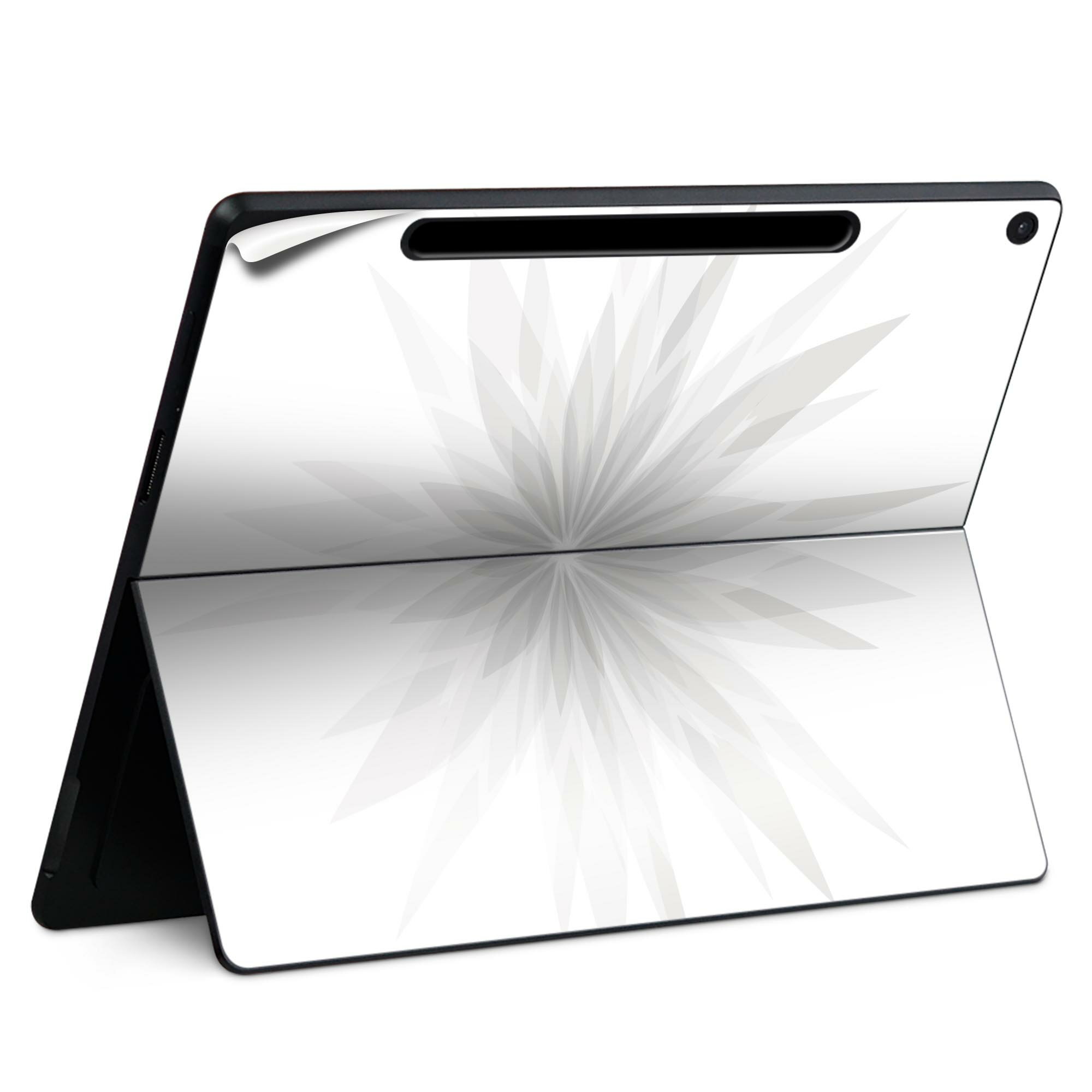 商品特徴・貼るだけでかんたん着せ替え、Surfac Pro 12インチ(2025) 共通対応デザインスキンシール・高精細プリントで写真と遜色のない仕上がり！半光沢シートでしっとりツヤのある表現力・ちょっとしたすり傷からSurface本体を保...