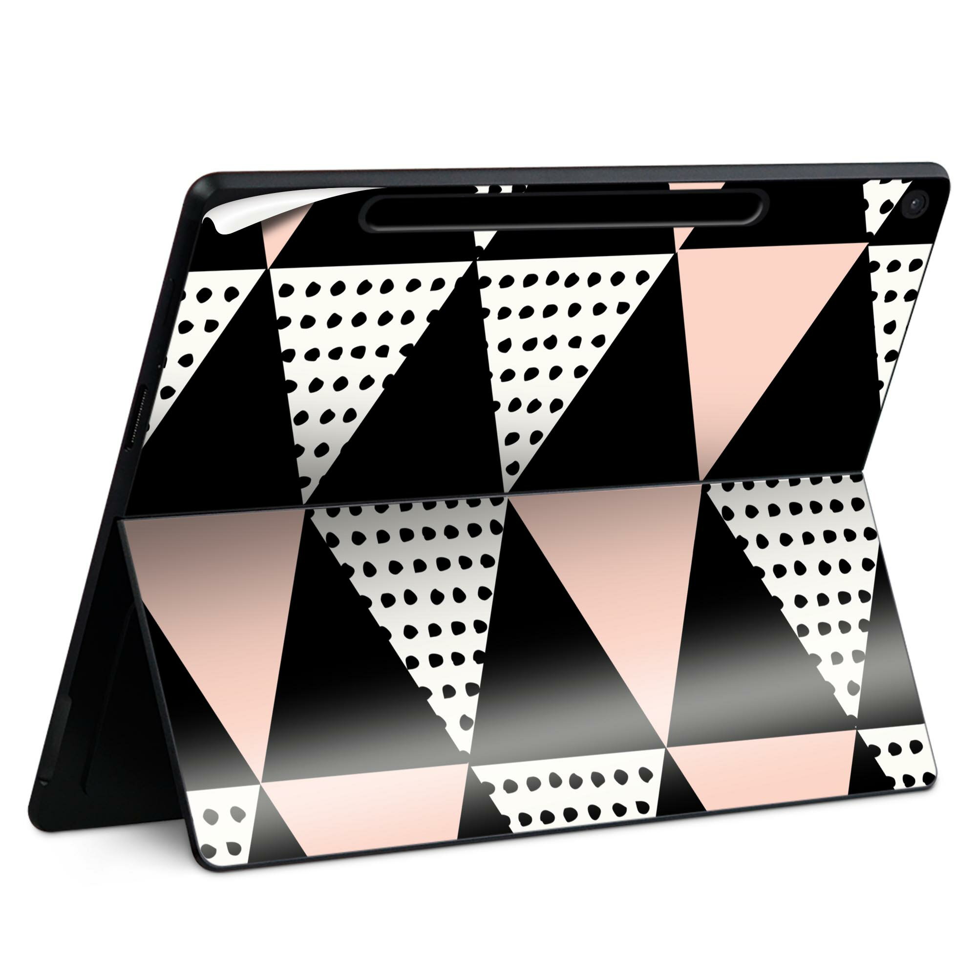 商品特徴・貼るだけでかんたん着せ替え、Surfac Pro 12インチ(2025) 共通対応デザインスキンシール・高精細プリントで写真と遜色のない仕上がり！半光沢シートでしっとりツヤのある表現力・ちょっとしたすり傷からSurface本体を保...