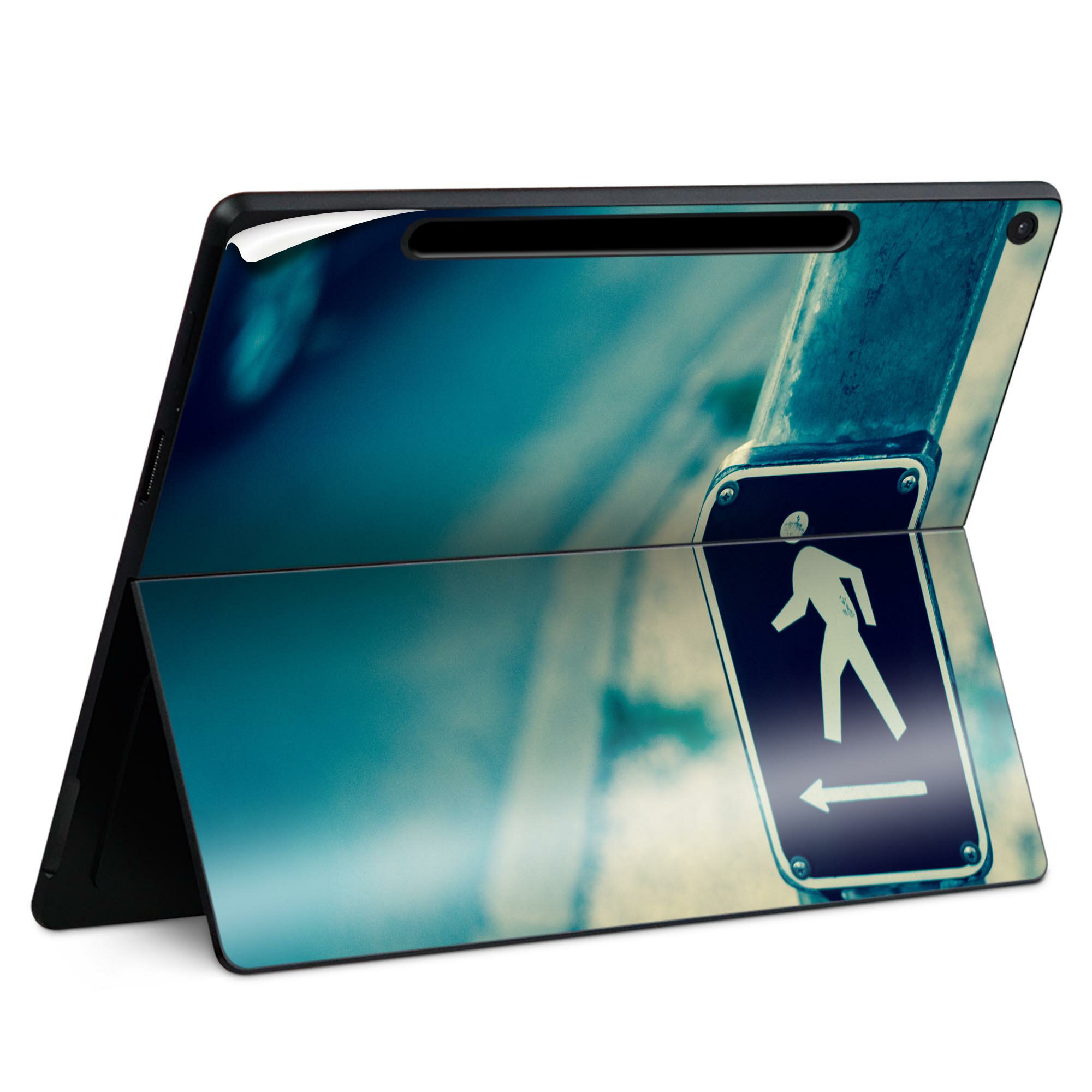 商品特徴・貼るだけでかんたん着せ替え、Surfac Pro 12インチ(2025) 共通対応デザインスキンシール・高精細プリントで写真と遜色のない仕上がり！半光沢シートでしっとりツヤのある表現力・ちょっとしたすり傷からSurface本体を保...