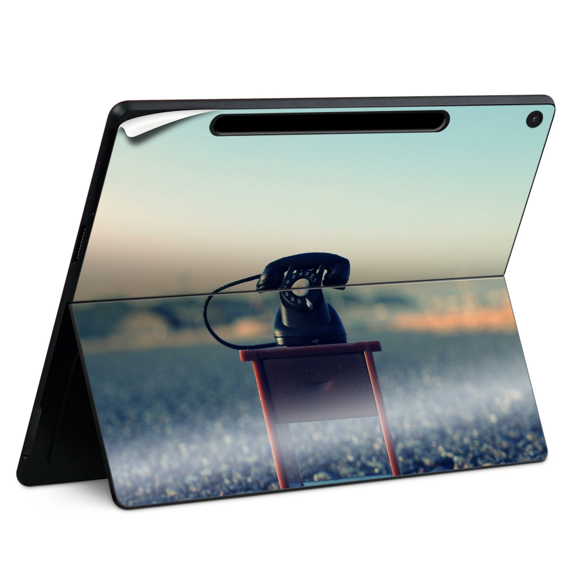 商品特徴・貼るだけでかんたん着せ替え、Surfac Pro 12インチ(2025) 共通対応デザインスキンシール・高精細プリントで写真と遜色のない仕上がり！半光沢シートでしっとりツヤのある表現力・ちょっとしたすり傷からSurface本体を保...