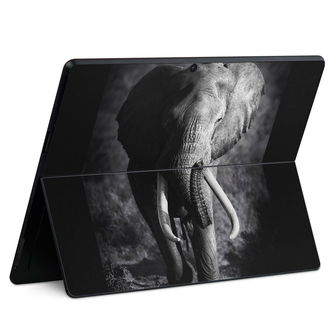 商品特徴・貼るだけでかんたん着せ替え、Surface Pro9 Pro 8 Surface Pro X 共通対応デザインスキンシール・高精細プリントで写真と遜色のない仕上がり！半光沢シートでしっとりツヤのある表現力・ちょっとしたすり傷からS...