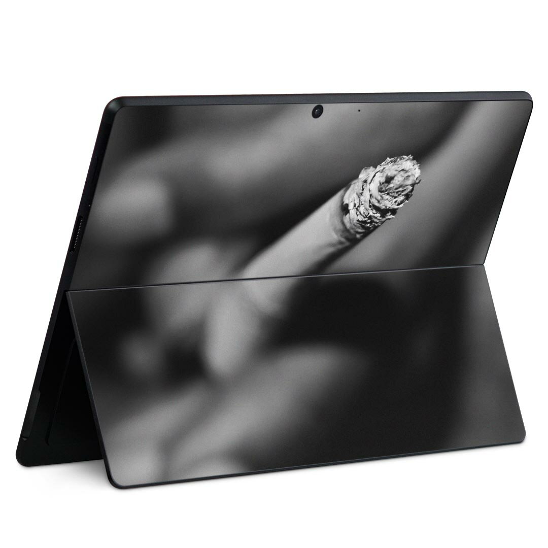 商品特徴・貼るだけでかんたん着せ替え、Surface Pro9 Pro 8 Surface Pro X 共通対応デザインスキンシール・高精細プリントで写真と遜色のない仕上がり！半光沢シートでしっとりツヤのある表現力・ちょっとしたすり傷からS...