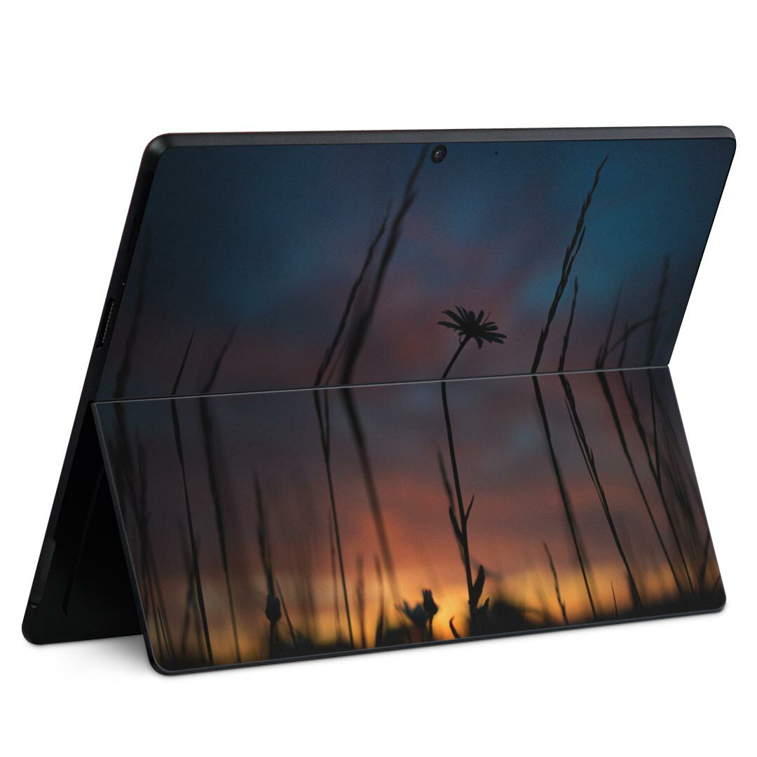 商品特徴・貼るだけでかんたん着せ替え、Surface Pro9 Pro 8 Surface Pro X 共通対応デザインスキンシール・高精細プリントで写真と遜色のない仕上がり！半光沢シートでしっとりツヤのある表現力・ちょっとしたすり傷からS...