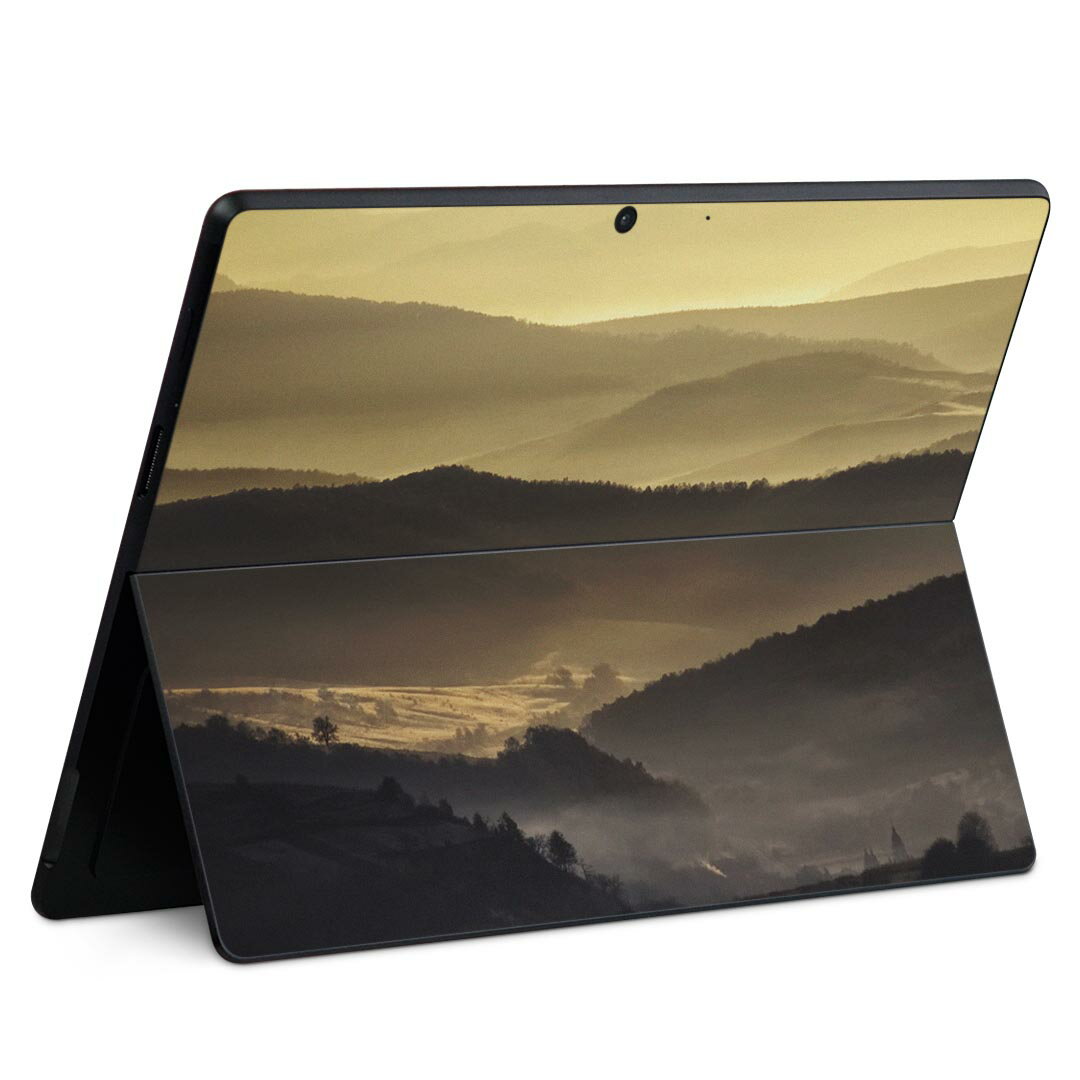 商品特徴・貼るだけでかんたん着せ替え、Surface Pro9 Pro 8 Surface Pro X 共通対応デザインスキンシール・高精細プリントで写真と遜色のない仕上がり！半光沢シートでしっとりツヤのある表現力・ちょっとしたすり傷からS...