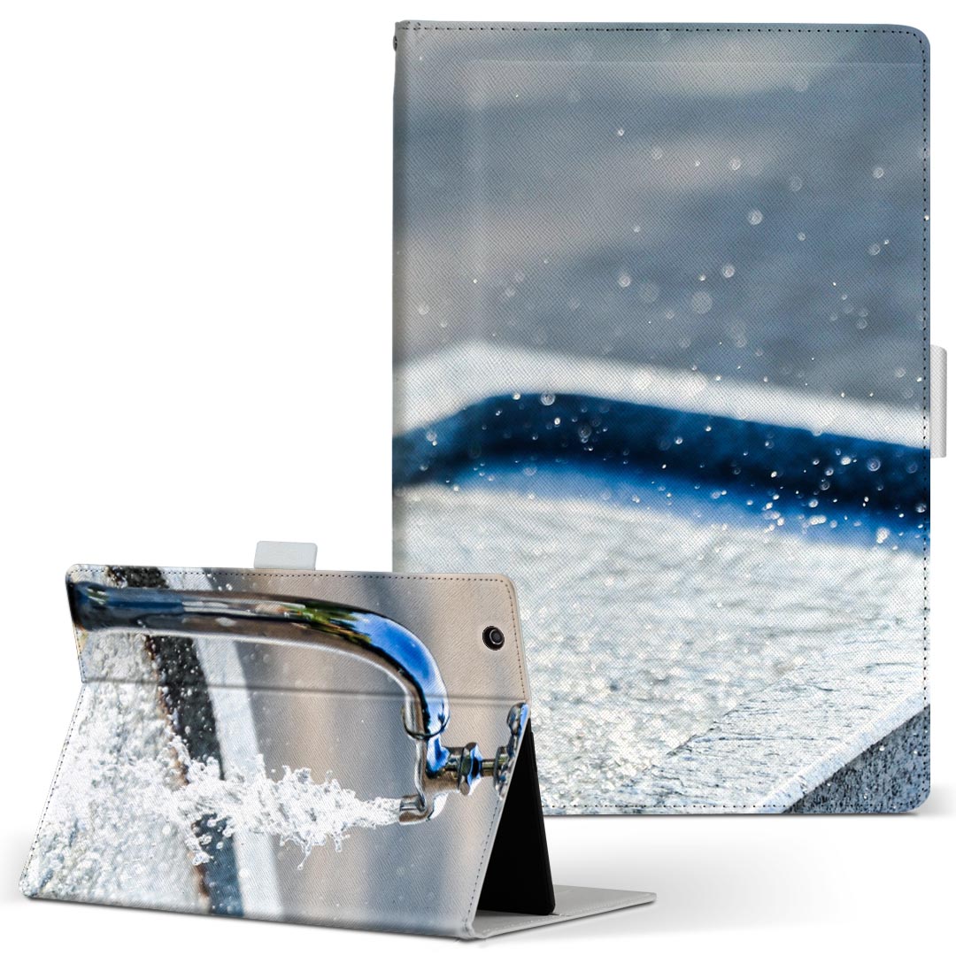 商品特徴・高品質な人工革に継ぎ目のないシームレスな全面デザイン。・業務用の特殊印刷機を使用した高精細プリント。さらにUV加工を施しダメージに強い仕上がり。・動画などの視聴に便利なスタンド機能。・内側に便利なカードスロット＆ロングポケット。・...