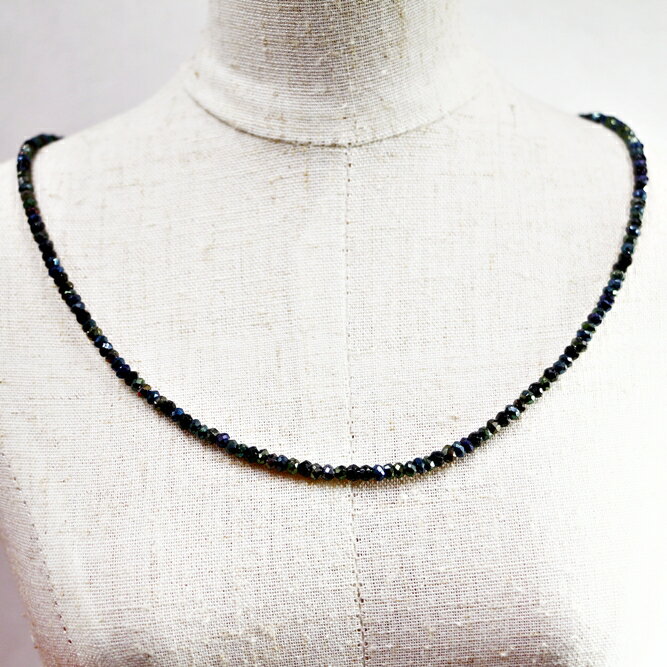 【商品名】ブルーCスピネル(ミックスカラー)ネックレスw/ドーナツ(D3.3×1.8M）(Rh)【商品コード】MR15003【サイズ】39.0〜44.0cm【素材】スピネル◇スピネル◇サファイアのように、様々な色のものが存在します。過去、サ...