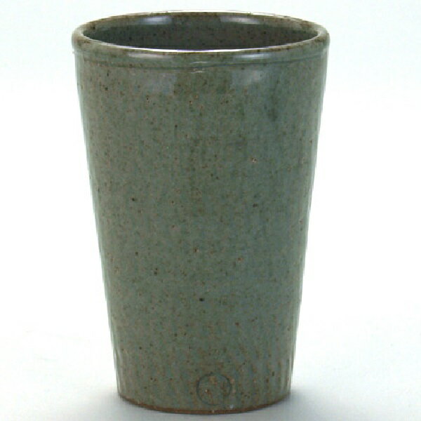 サイズ：径8.0×高11.5cm 容量：250cc ■生産地：日本 ■素材：陶器 古九谷開窯から360年を迎えた経済産業大臣認定伝統工芸・九谷焼。 パリ万博に出品されジャパン・クタニとして世界に名を轟かせ、大英、ルーヴルなど世界各地の有名美...