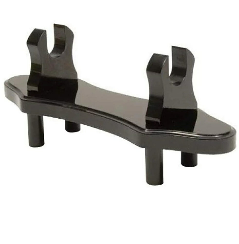 刀剣コレクター必須アイテム。 短刀掛けタイプ、据置型ですのでいつでもどこでも設置可能で場所もとりません。 また必要ない時には片付けるのも容易に出来ます。 サイズ 高さ125×全幅303×奥行90mm 材質 木製 仕様 お客様組立式 原産国 ...