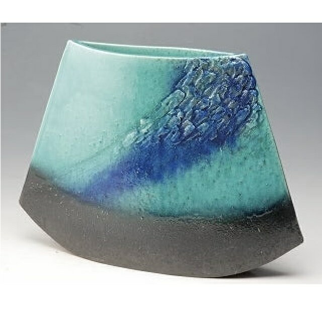 【サイズ】（約）幅44×奥行10×高さ32cm 【材質】陶器製 生産/日本(滋賀県　信楽) 工芸品のためサイズは多少前後する場合がございます。 色・柄は陶器、焼き物の為、一品一品、画像と異なります、ご了承の上ご注文下さい。 信楽焼とは、焼き...