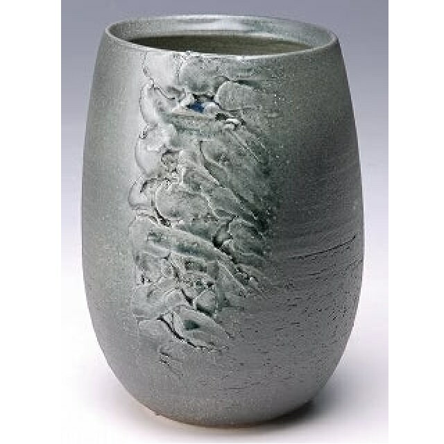 【サイズ】（約）幅17×奥行16.5×高さ23.5cm 【材質】陶器製 生産/日本(滋賀県　信楽) 工芸品のためサイズは多少前後する場合がございます。 色・柄は陶器、焼き物の為、一品一品、画像と異なります、ご了承の上ご注文下さい。 信楽焼と...