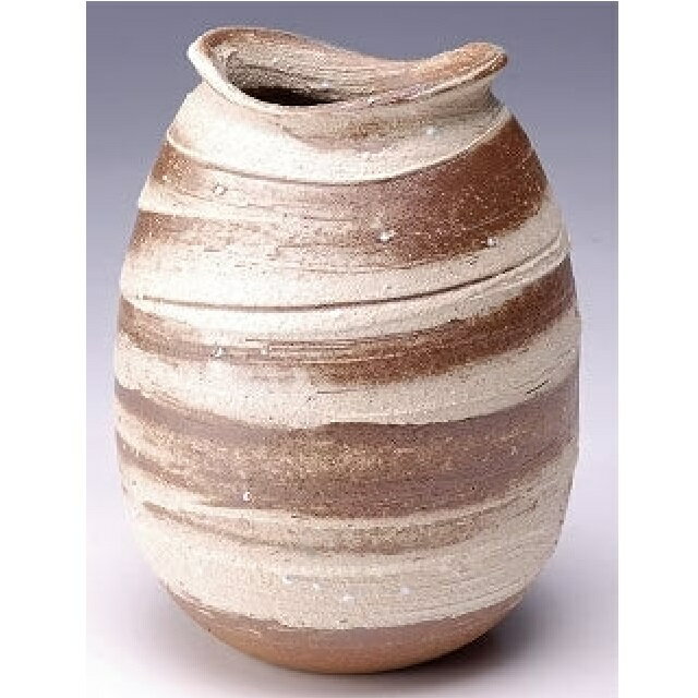 【サイズ】（約）幅17×奥行16×高さ22cm 【材質】陶器製 生産/日本(滋賀県　信楽) 工芸品のためサイズは多少前後する場合がございます。 色・柄は陶器、焼き物の為、一品一品、画像と異なります、ご了承の上ご注文下さい。 信楽焼とは、焼き...