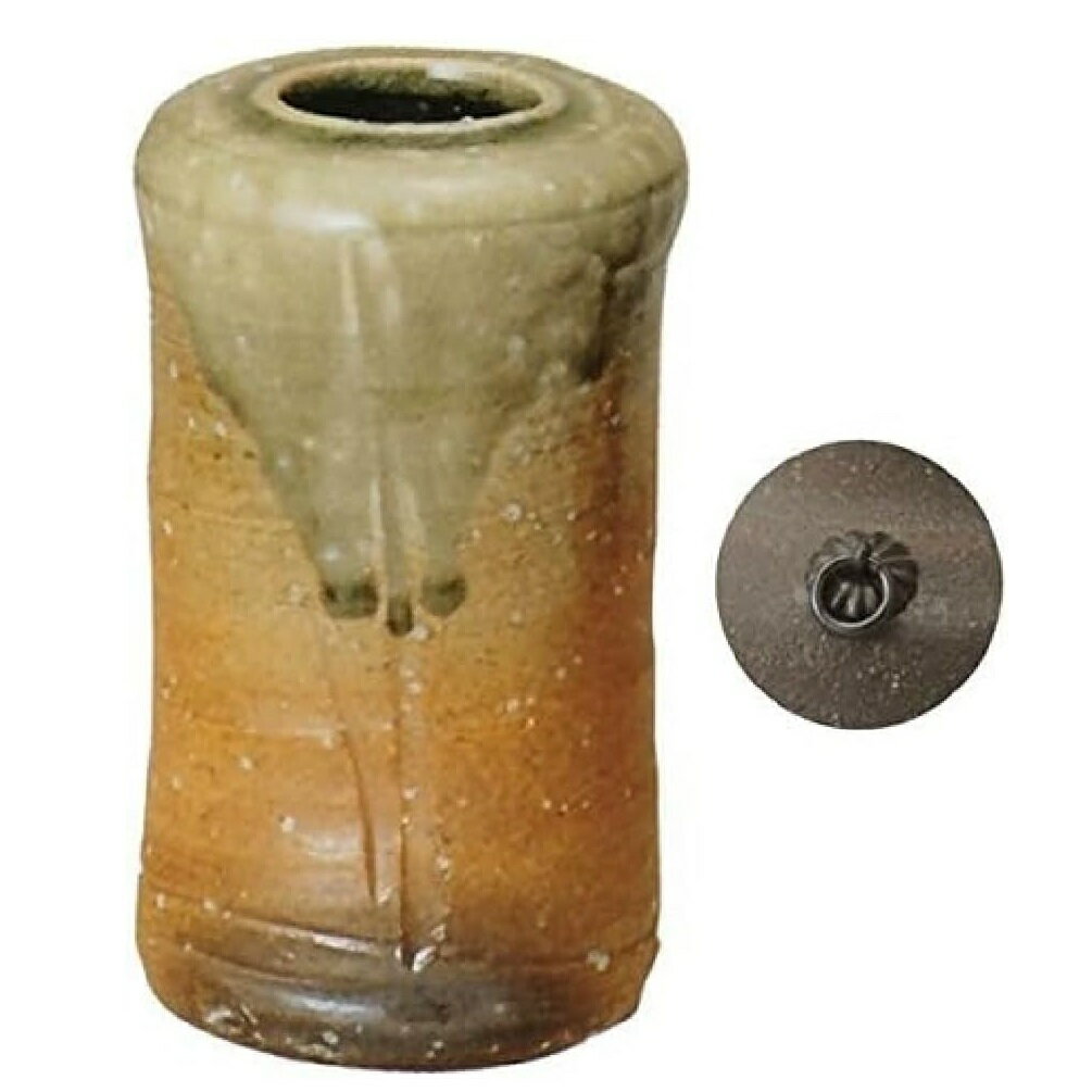 サイズ（cm）：幅7.5cm×高さ13.0cm 材質：陶器 生産国　日本：滋賀県甲賀市信楽町（信楽焼産地） 工芸品のためサイズは多少前後する場合がございます。 色・柄は陶器、焼き物の為、一品一品、画像と異なります　