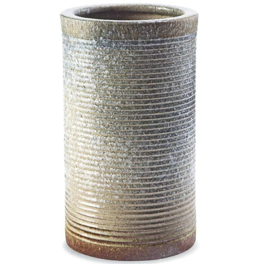 サイズ（cm）：幅25.5cm×高さ44.0cm 材質：陶器 生産国　日本：滋賀県甲賀市信楽町（信楽焼産地） 工芸品のためサイズは多少前後する場合がございます。 色・柄は陶器、焼き物の為、一品一品、画像と異なります　