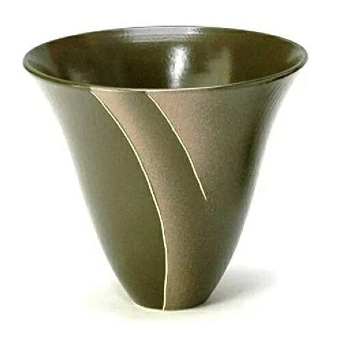 三重県四日市市の萬古焼で作られた花瓶 商品サイズ：直径22cm 高さ19cm 材質： 陶器 原産国 ： 日本（三重） 写真撮影時、照明の都合上、色が多少異なります。商品は石膏型で成形する為、多少の凸凹がございます。手作業による為、色の濃淡や...