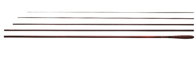 力強いやり取りを可能にする硬式先調子。釣り場を選ばず活躍する。紅月（あかつき）は、硬式先調子のへら竿でしっかり立ち上がり、取り込みも速いので数釣りにおける効率的な手返しを実現します。そのパワーの要となるのがスパイラルX。ネジレに強いことで竿...