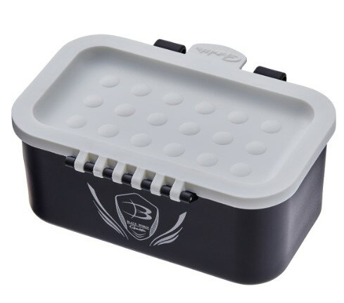 密閉性が高く、餌が乾燥しないサシ餌入れ。●密閉性を高めることで、集魚剤や集魚液をまぶして使用できます。●上部のトレーは凹んでおり、サシ餌を小出しにして使用できます。●内部の仕切りは取り外しが可能。●仕切り板には集魚発光体を取り付けることが可...