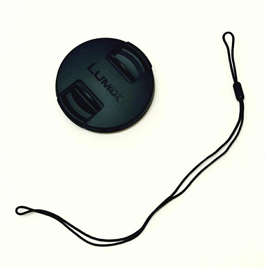 レンズキャップ／レンズキャップひも対応本体品番DMC-FZ70-K/DC-FZ85-K【ご注意ください】家電部品は必ずお手持ちの本体品番をお調べいただき、適合機種かどうかご確認の上ご注文をお願いいたします。メーカー名、シリーズ名が同じでも、...