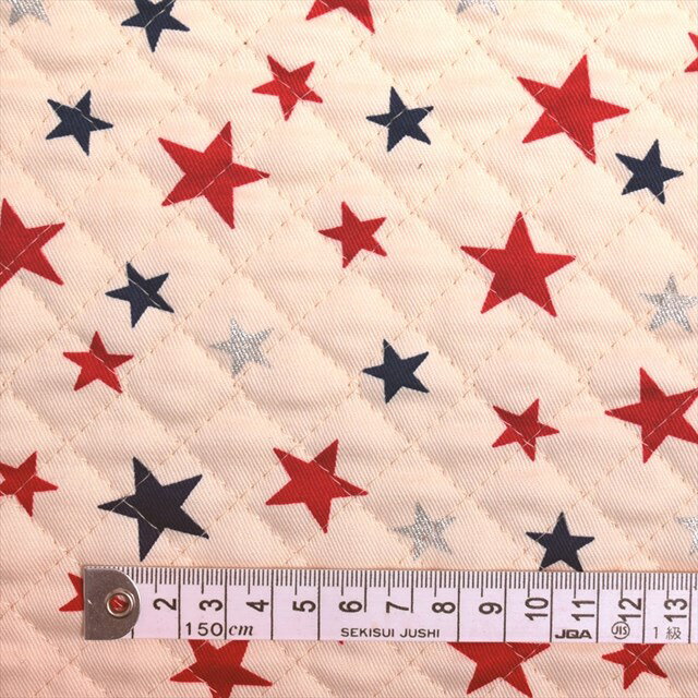 この商品は他の生地種もございます。布生地はこちら商品名ブリリアントスター 生成 キルティング生地生地柄の特徴アメリカンムードがただよう、赤と紺色の星たち。ポップコーン片手に出かけたくなるような、ストリート感覚満点!ジーンズスタイルやTシャツ...
