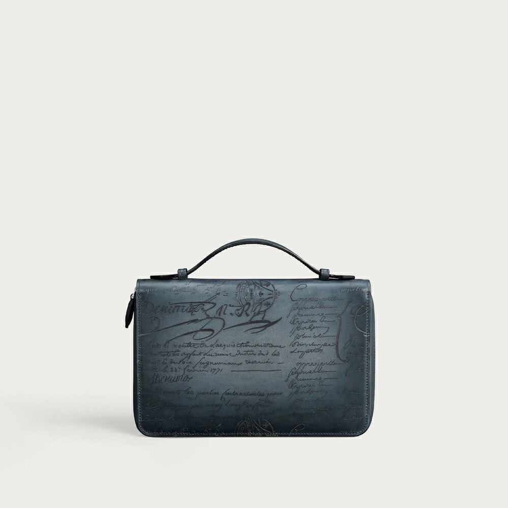 1895年にAlessandro Berluti(アレッサンドロ・ベルルッティ)が創業したフランスの高級紳士靴ブランド。 クラシックと伝統的技巧を絶対としながら、型にはまらない大胆さも追求し続けるアーティスティックな 要素が、アンディ・ウォ...