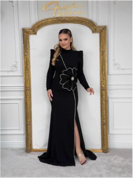 ・主な素材: トリアセテート 90-95%・柄: 無地・加工: 高温定形・デザイン: キャミソール・セット形式: 単品・スカート丈: ミディ丈・スカートタイプ: タイトスカート・ネックライン: Vネック・袖丈: ノースリーブ・ウエスト: ハ...