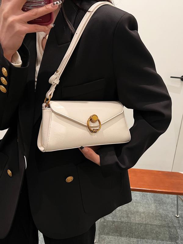 ・カラー: ホワイト、ブラック、ブラウン、カフェ・スタイル: カジュアル・素材: PUレザー・バッグスタイル: ミニスクエアバッグ・デザイン要素: ロック金具・裏地素材: ポリエステル・バッグ形状: 横長スクエア型・開閉方法: ロック式・内...