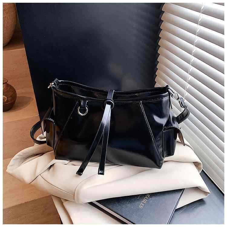 ・カラー: フックなしブラック、フックなしホワイト、フックなしピンク・スタイル: ストリートカジュアル・主な素材: PU・バッグのスタイル: トートバッグ・流行要素: ステッチ・裏地素材: ポリエステル・バッグの形状: 横型スクエア・開閉方...