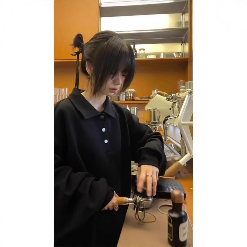 ・スタイル: シンプル・デザイン: カーディガン・フード: フード付き・厚さ: 厚手・主な素材: ポリエステル96%以上・柄: 無地・フィット: ルーズ・カラー展開: グレー、ブラック・サイズ展開: M、L、XL、XXL、XXXL・対象: ...