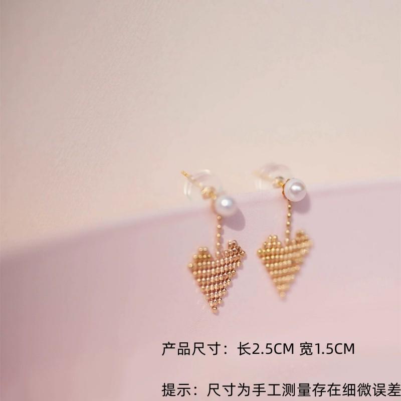 ・素材: 銀・加工: メッキ・形状: ハート型・デザイン要素: ハート・純度: 925シルバー・スタイル: 軽奢・スタイル分類: ファッション通勤・カテゴリ: 耳飾・流行要素分類: 形状パターン