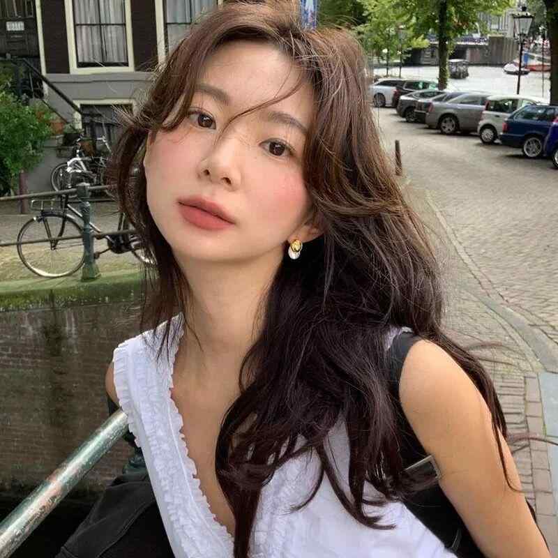 ・素材: 銅・加工: 電鍍・形状: 幾何型・カラー: 金銀混色・流行要素: 楕円・スタイル: 簡約・スタイル分類: ファッション通勤・種類: 耳飾・対象: 女性