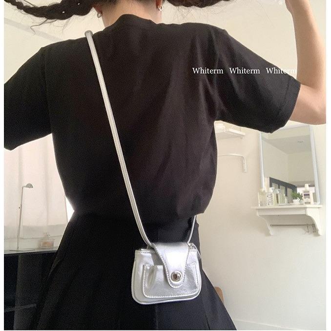 ・素材: PU・柄: 無地・流行要素: チェーン・スタイル: 都会シンプル・対象性別: 男女共用・裏地: ポリコットン・折数: 1折・カラー: シルバー、ブラック・用途: 日常・機能: 防盗・カテゴリ: コインパース