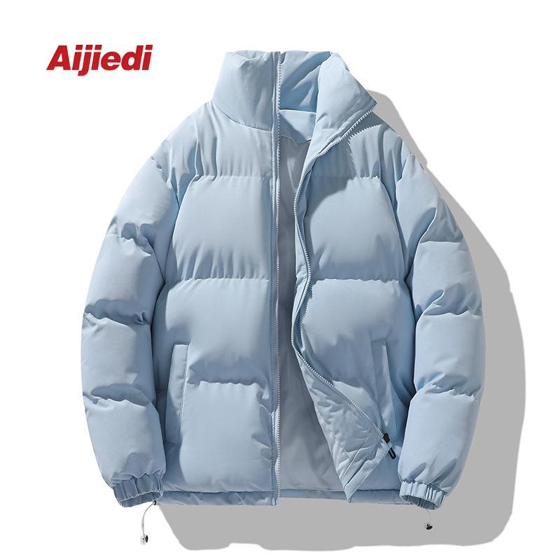 ・フィルパワー: 550・詰め物: 白ダックダウン・ダウン含有率: 76%~80%・充填率: 80%・スタイル: ベーシック・版型: ルーズ・着丈: ショート(40cm＜着丈≤50cm)・襟型: スタンドカラー・フード: あり・前立て: ジ...