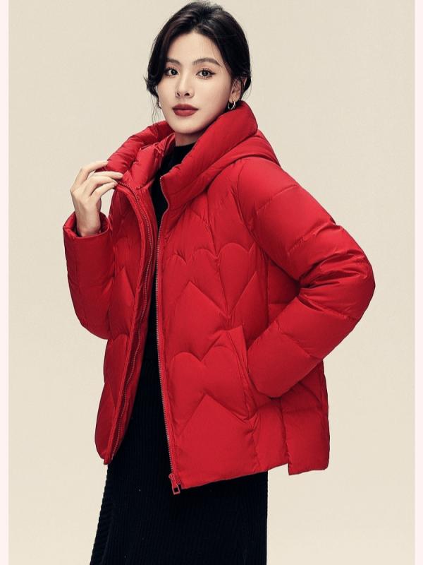 ・詰め物: 白ダックダウン・ダウン含有率: 56%～60%・厚み: 厚手・表地: ナイロン・主素材含有率: 95%以上・シルエット: レギュラー・襟型: フード・着丈: 中長款(65cm超～80cm)・袖丈: 長袖・前立て: ジッパー・色:...