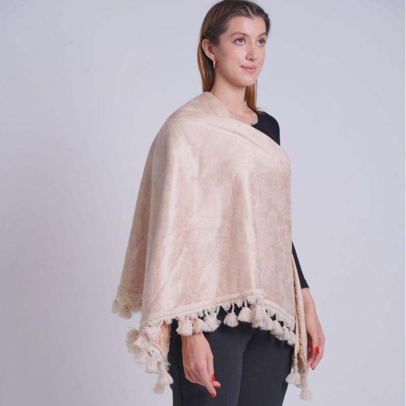 ・織り方: 平織・流行要素: ウォーターフォール,ウェーブ,フロー・機能: 保温,防塵・スタイル: スタンダード丈・色: グレー,ネイビー,オフホワイト・主生地成分: ポリエステル・主生地成分含量: 81%〜95%・スタイル: ビジネス,フ...