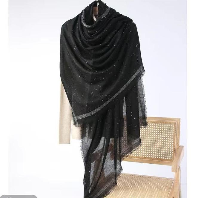 ・編み方: 横編み・機能: 保温・適合季節: 四季・スタイル: ロング・色: マンテンセイ・長さ: 200cm・素材: ウール96%以上