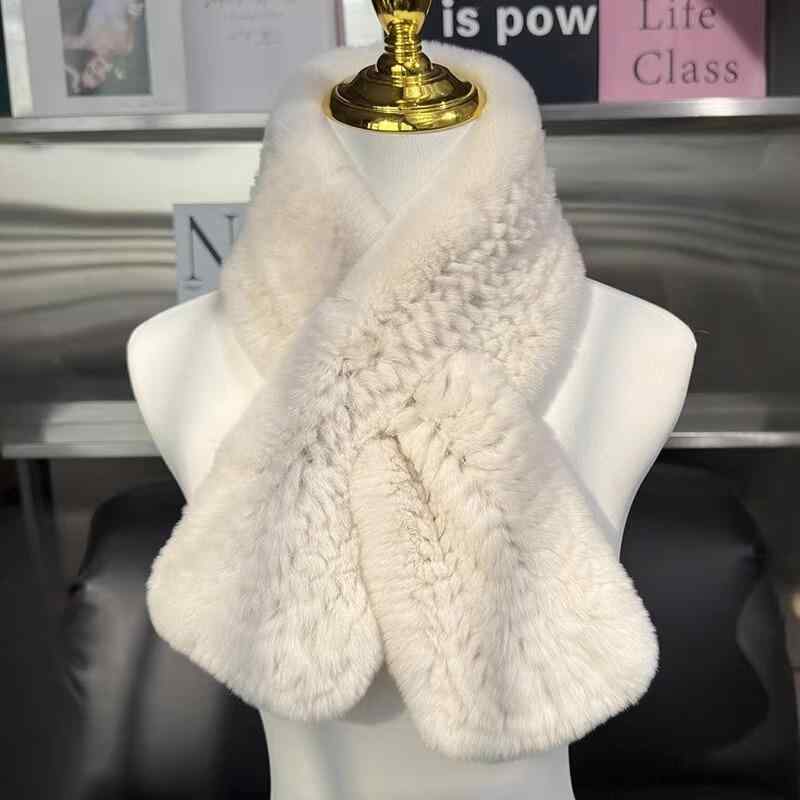 ・織り方: 平紋・機能: 保温・スタイル: 中長・カラー: 白,米白,ミルクティー,豆沙,ピンク,黒,ライトグレー,ミディアムグレー,カーキ,白ブラウン,赤,ブラック,アーモンド・丈: 80-100cm・素材: ラビットファー・主素材含有率...