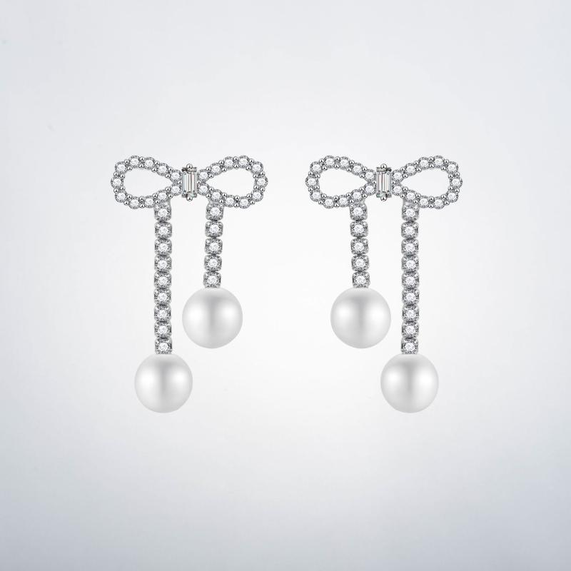 ・素材: シルバー・重量: 3.17g・色: ホワイトゴールド・純度: 925シルバー