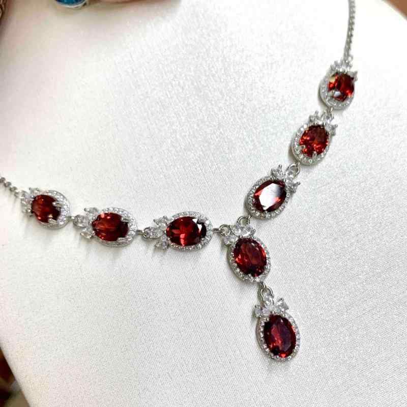 ・素材: シルバー・純度: 925・形状: 幾何型・加工: 宝石留め・流行要素: 楕円形, 環形, 線条・スタイル: ファッションOL・スタイル分類: ファッション通勤・商品カテゴリ: ネックレス・流行要素分類: 幾何