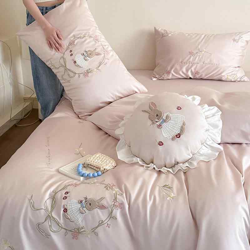 ・素材: 長綿・染色加工: 活性染め・織り加工: 刺繍・重量: 2500g-3000g・柄: 植物花卉・スタイル: ベッドシーツ式・柄バリエーション: 萌兎ガーデン-クリーム,萌兎ガーデン-ピンク,萌兎ガーデン-ブルー・サイズ: 0.9-1...