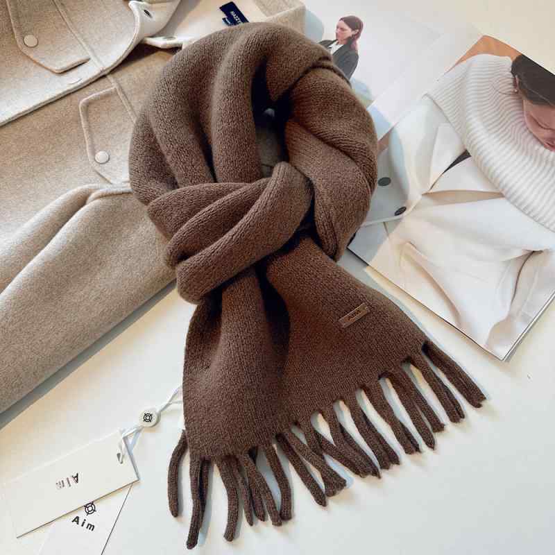 ・編み方: 経編・機能: 保温・タイプ: ロング・色: ネイビー,ブラック,レッド,グレー,ブラウン,グリーン,ローズ,ベージュ,キャメル,オートミール,オフホワイト・サイズ: 170x22.5cm・素材: ウール・主成分: ウール100%...