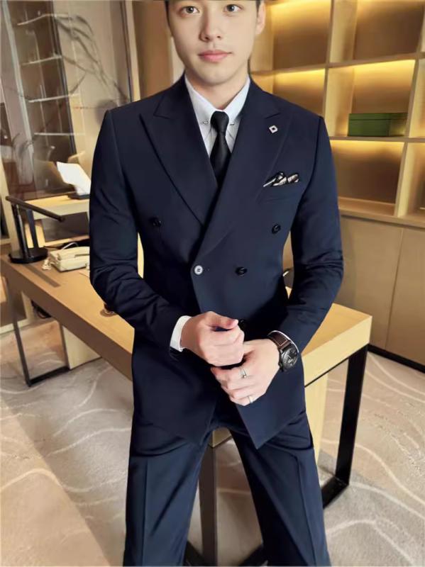 ・前立て: ダブルブレストツーボタン・季節: 四季・素材: 化学繊維混紡・主素材成分: レーヨン66%・襟型: ノッチラペル・スリット: 後中開衩・シルエット: スリム・厚み: 普通・ディテール: ボタン装飾・色: ブラック,ダークグレー,...