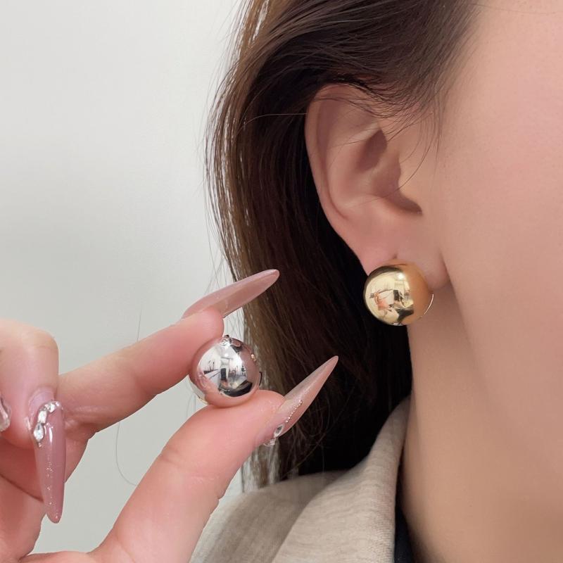 ・素材: シルバー・形状: ジオメトリック型・加工: メッキ・流行要素: 円形・スタイル: INS風・素材純度: 925シルバー・スタイル分類: 個性風・対象: 女性用・カテゴリ: 耳飾り