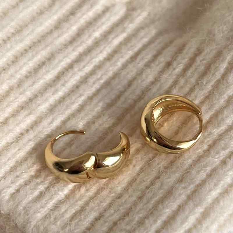 ・素材: シルバー・加工: メッキ・デザイン: アルファベット/数字/文字・重量: 3.37g・色: 18Kゴールド,シルバー